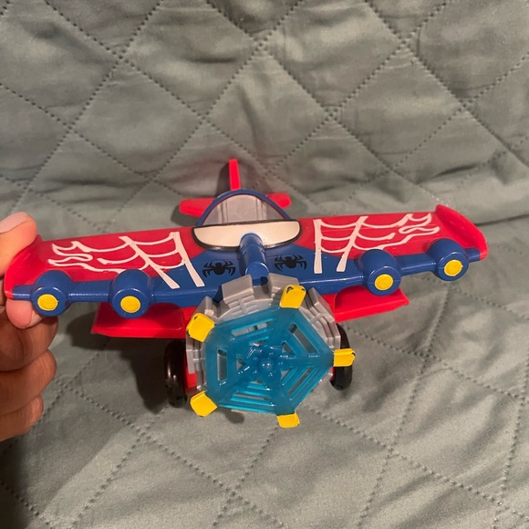 Toys | 215 Marvel Super Hero Adventures Stunt Wing Spiderman Plane ...